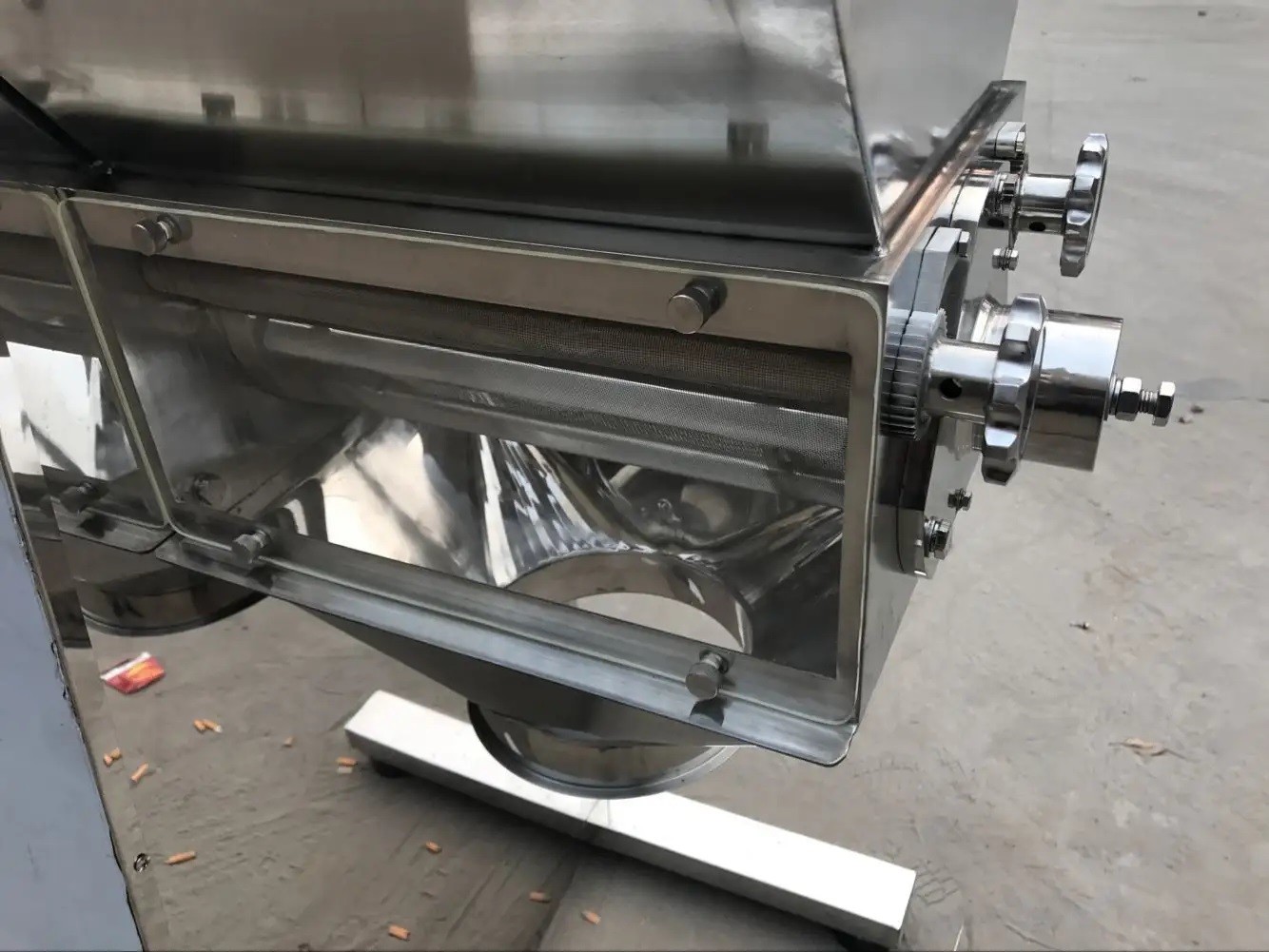 100kg/H-1000kg/h Dry Granulation Machine Yk Type Oscillating Granulator ...